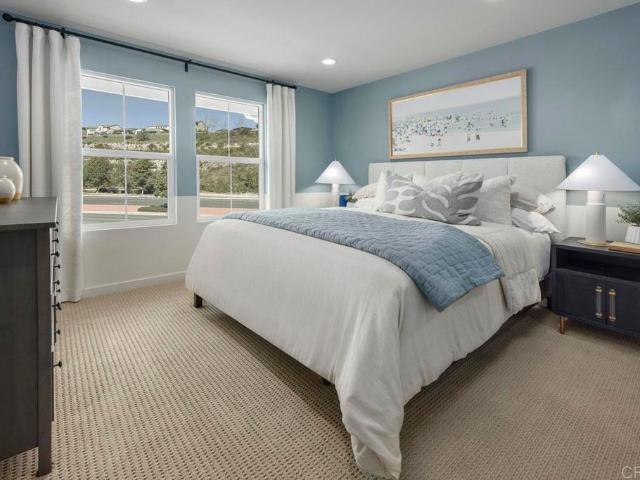 2586 Delphinium Lane