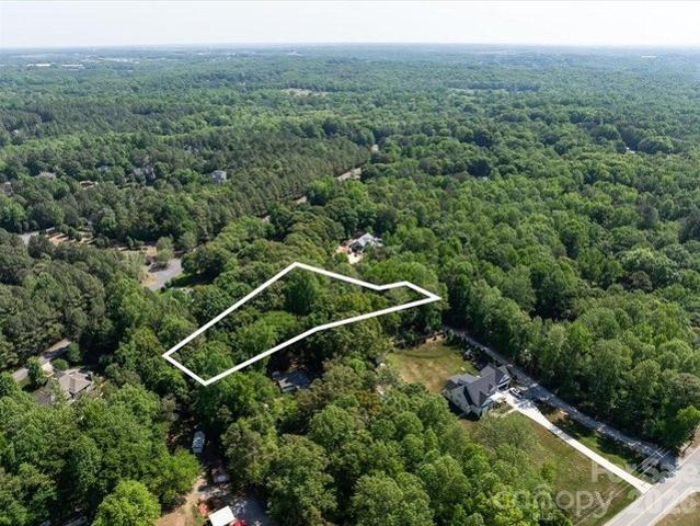 2586 Holbrook Rd, Fort Mill, SC 29715