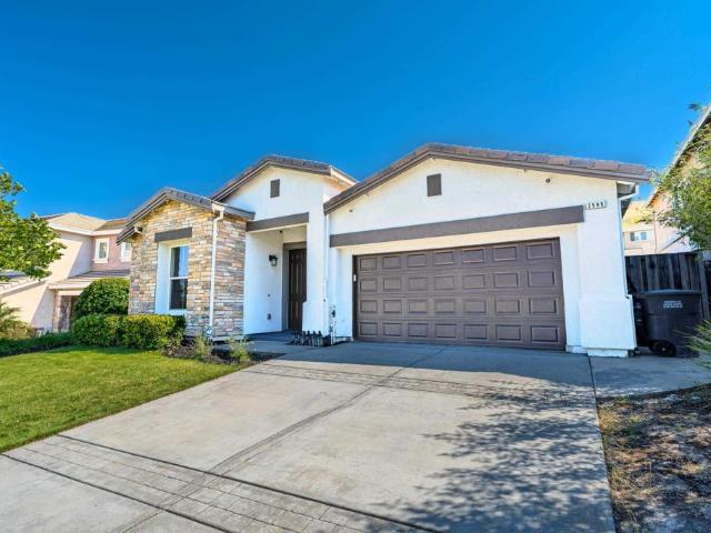 2586 Tampico Dr