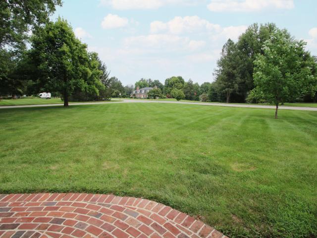 2586 Westmorland Road