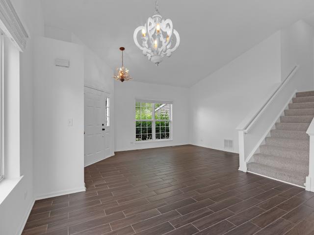 25880 W Brooks Farm Road