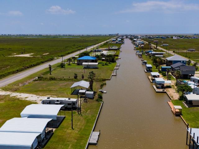25890 Farm to Market Road 457, Sargent, TX 77414 | MLS #19272