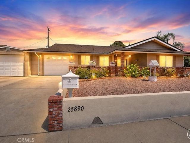 25890 Interlechen Dr, Sun City, CA 92586