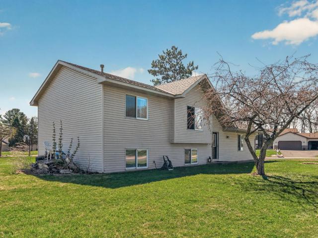 25895 Finch Court