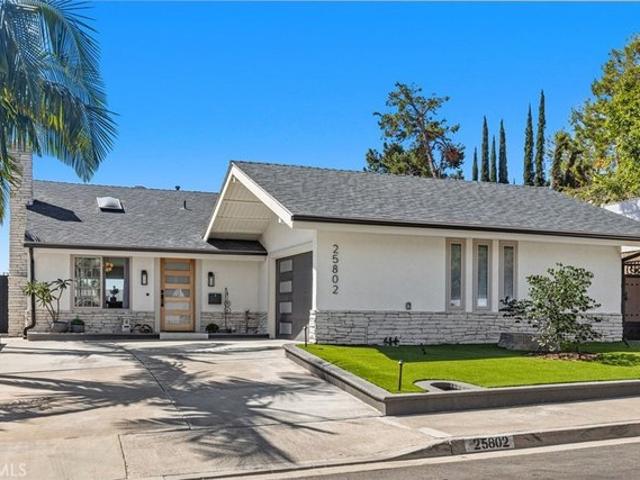 25802 Sycamore Ln, Laguna Hills, CA 92653