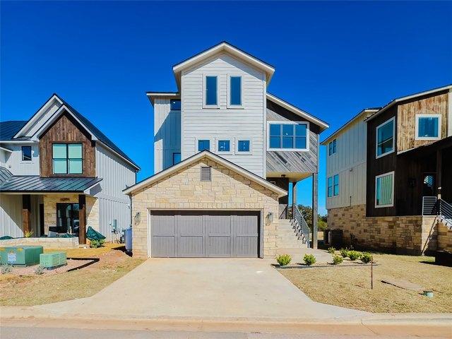 25808 Case Ln Unit 20, Spicewood, TX 78669