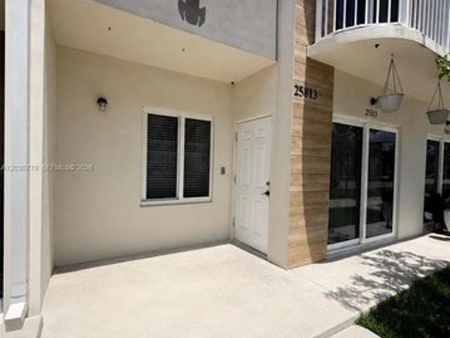 25813 SW 144th Ave, Homestead, FL 33032