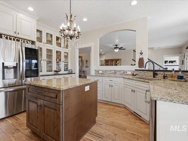 25810 Chandler Dr