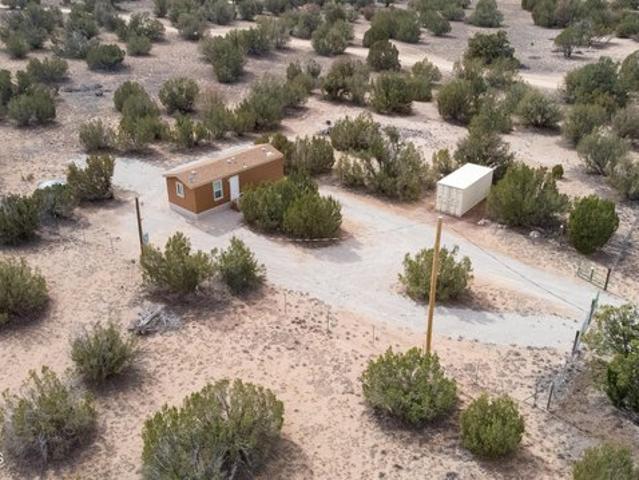 25815 W Fort Rock Rd, Seligman, AZ 86337