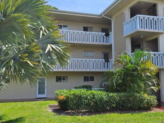 2581 N Garden Dr Unit #306, Lake Worth, FL 33461