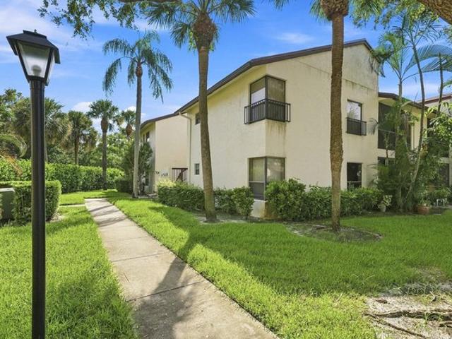 2581 Carambola Cir N, Coconut Creek, FL 33066