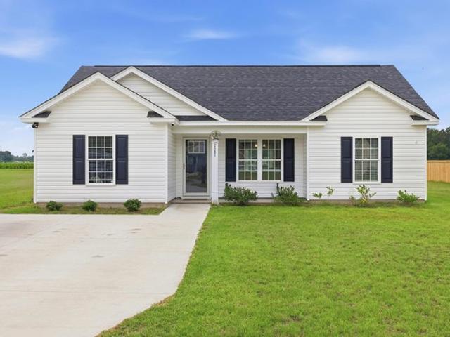 2581 Cottonwood Dr, Loris, SC 29569