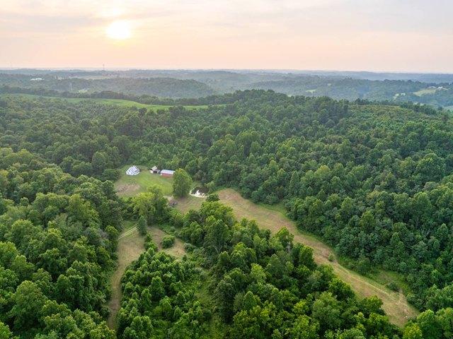 2581 Hart Ln, McConnelsville, OH 43756