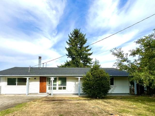 2581 th Ave S, Des Moines, WA 98198