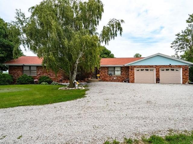 25823 E 2400 North Rd, Odell, IL 60460