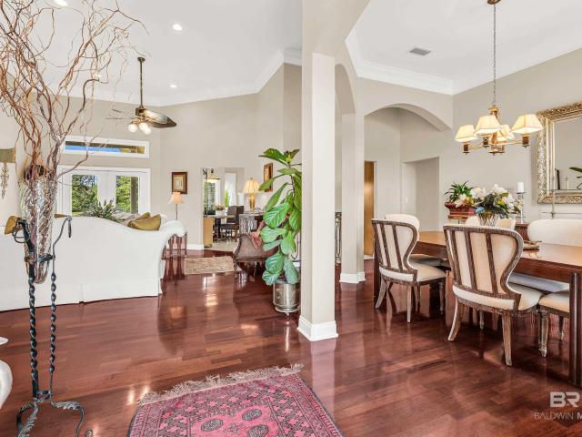 25825 Ravenwood Circle