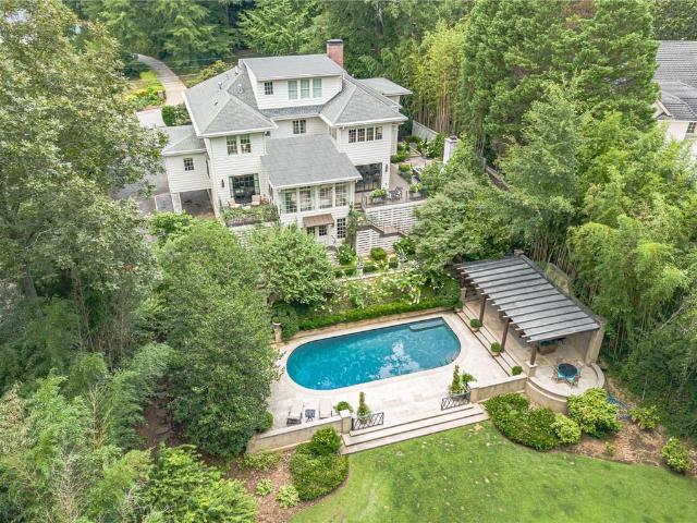 2583 Habersham Road NW