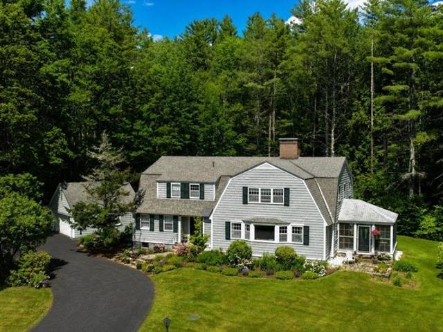 258 Chester Rd, Grafton, VT 05146