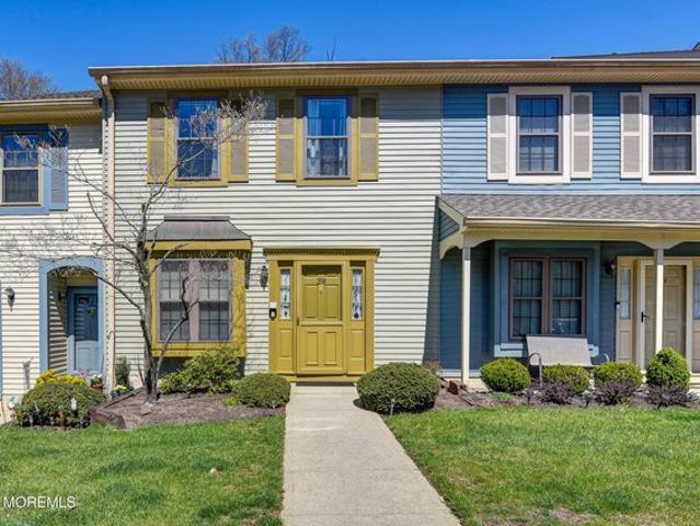 258 Grassmere Ct, Aberdeen, NJ 07747