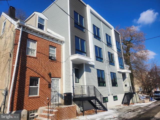 258 E Sharpnack Street