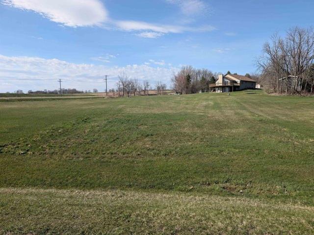 258 Lake Summerset Rd, Lake Summerset, IL 61019