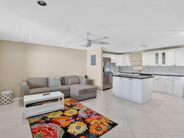258 Monaco F Unit 258, Delray Beach, FL 33446
