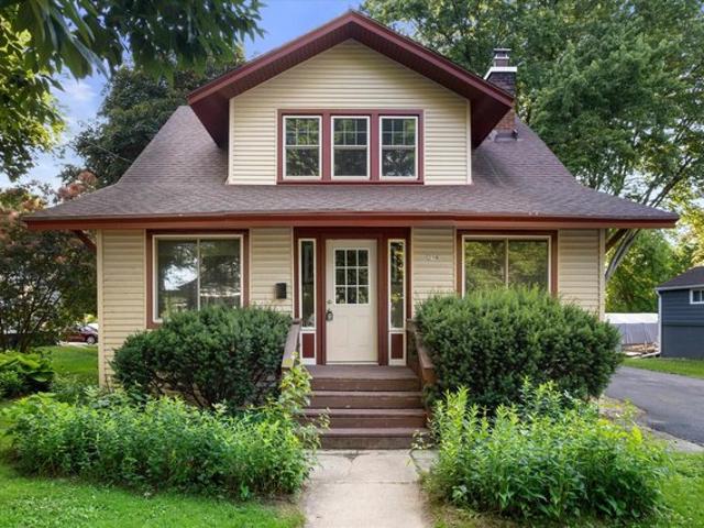 258 N Fremont St, Whitewater, WI 53190