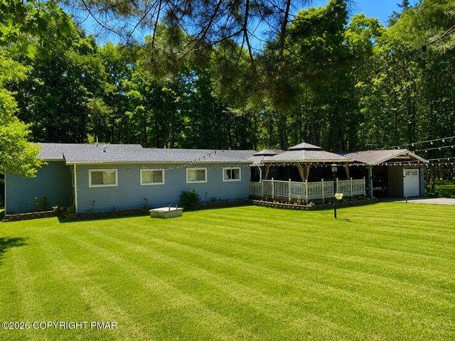 258 N South Turnpike Rd, Newfoundland, PA 18445