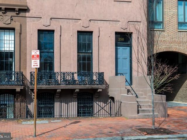 258 S 3rd St Apt 1, Philadelphia, PA 19106