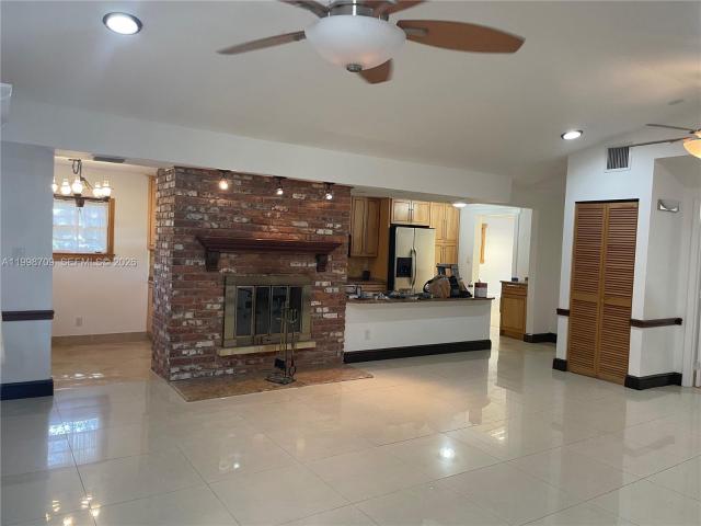 258 SW 1st Ct, Dania Beach, FL 33004 | MLS #A11998 | Compass