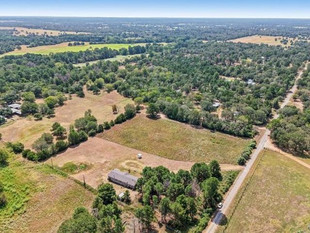 258 Pathfinders Way, Smithville, TX 78957