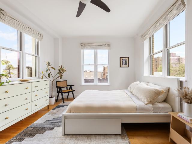 258 Richardson Street, Unit 3L | Compass