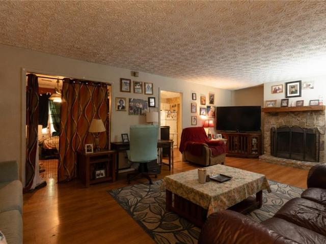 2594 Morgan Lake Drive NE