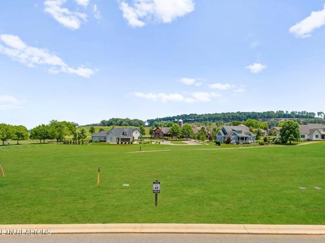 2594 Chestnut Lane