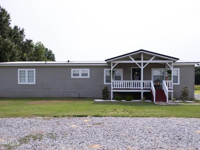 2594 Grand Point Hwy, Breaux Bridge, LA 70517