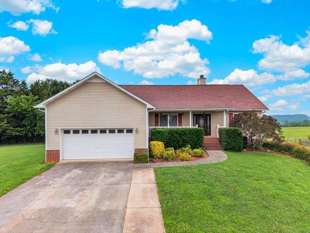 2594 Plantation Dr, Russellville, TN 37860