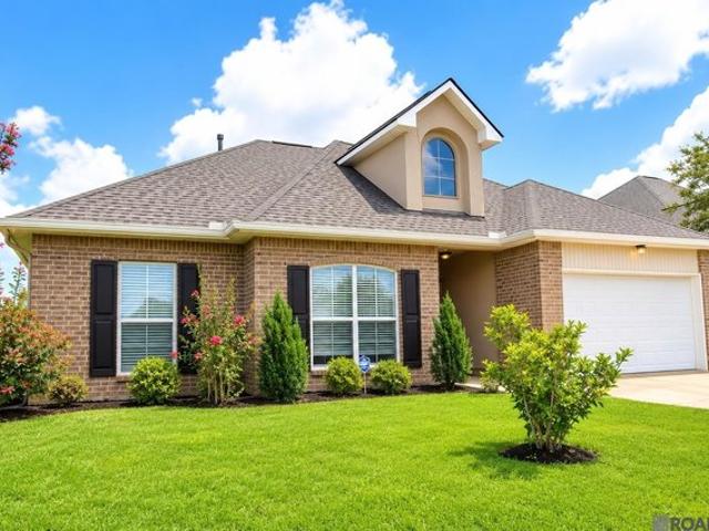 25950 Willow Wood St, Denham Springs, LA 70726