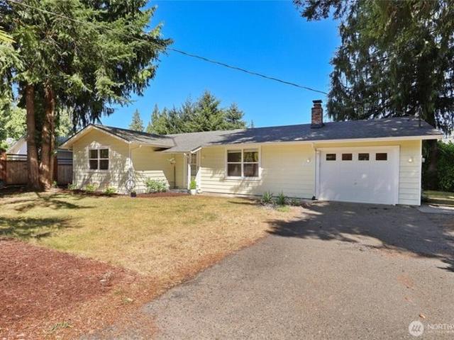 25950 NW Circle Dr S, Poulsbo, WA 98370