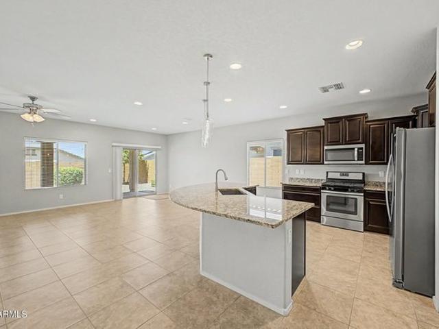 25958 W Oraibi Dr, Buckeye, AZ 85396