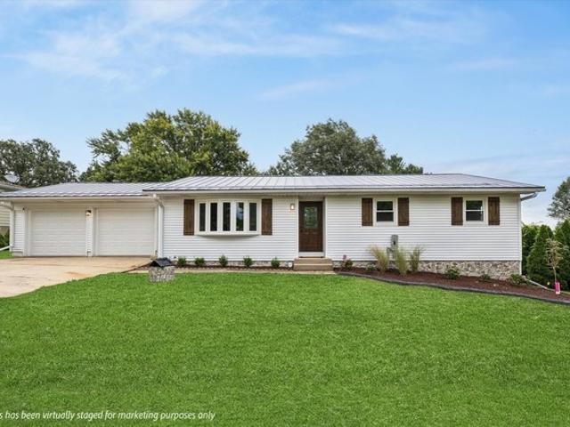 2595 nd Ave, DeWitt, IA 52742