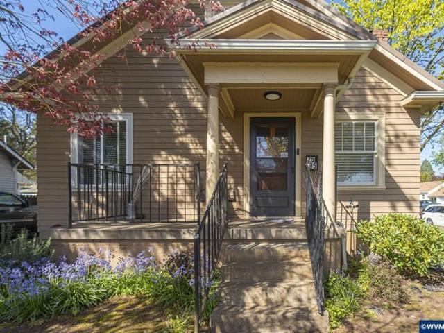 2595 Brooks Ave NE, Salem, OR 97301