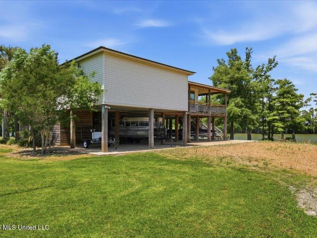 2595 Deerfield Road
