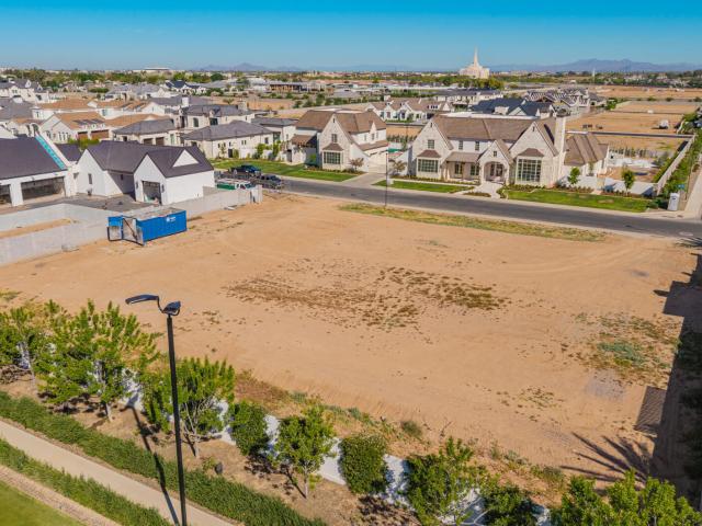 2595 e blue sage road # 101a