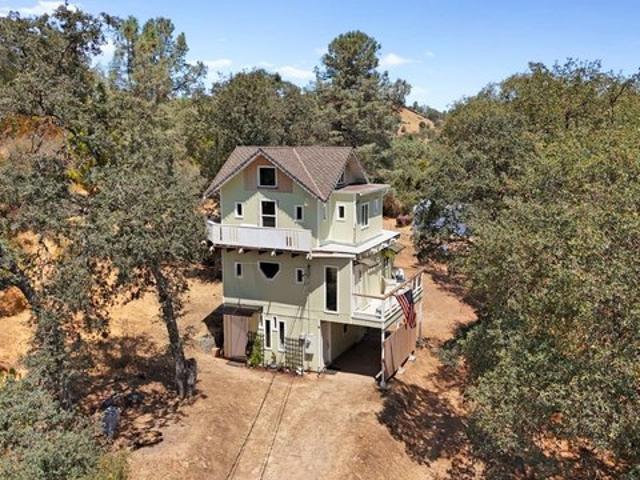 2595 Heney Ln, Valley Springs, CA 95252