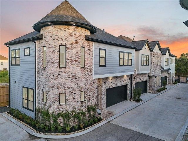 2595 Paul Quinn St, Houston, TX 77091