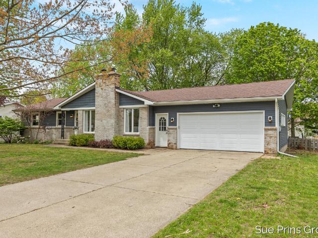 2595 Rosewood Street