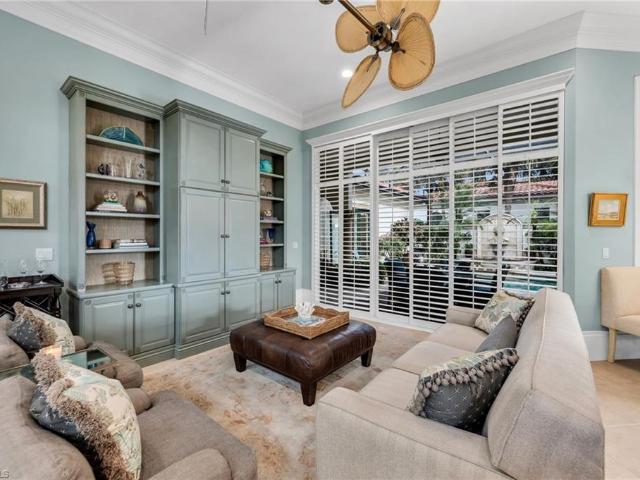 2595 Twinflower Ln, Naples, FL 34105 | MLS #226015