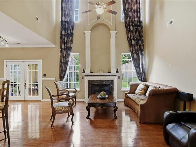 2595 Viola Court