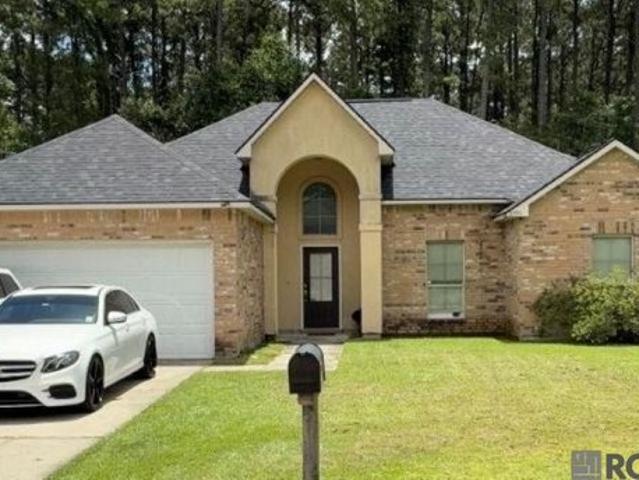 25960 Bronzewood St, Denham Springs, LA 70726