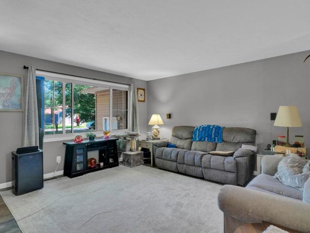 2596 Timber Trail, NE